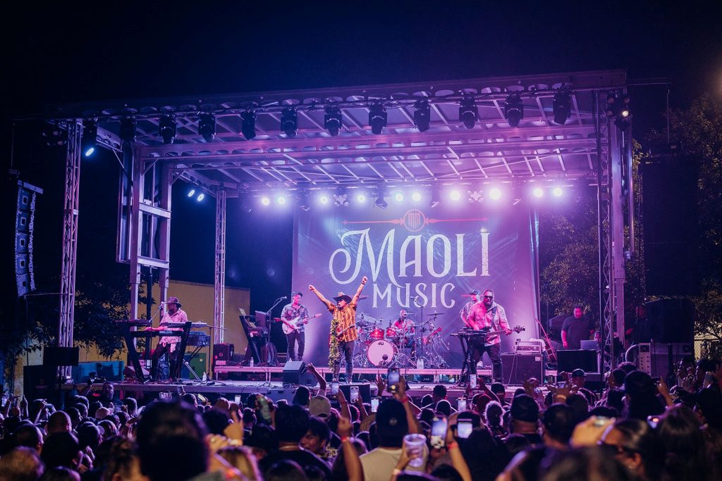 Maoli Concert Kona Hawaii - Zoom Theory